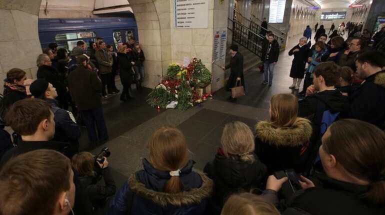 Suspected Russia metro bomber funded by 'international terrorist group ...