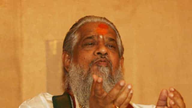 Controversial godman Chandraswami dies at 66 - South Asia News