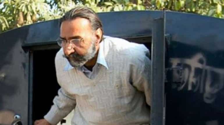 Nithari killings: Pandher given death sentence for murder of Pinky ...