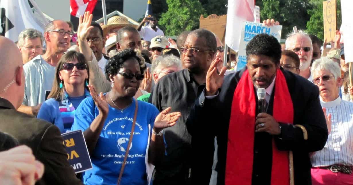 Rev Barber leads a moral crusade for justice in the US - World News