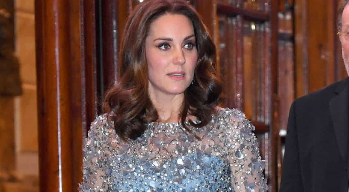 Kate Middleton channels Princess Elsa from 'Frozen' in this cold, blue ...