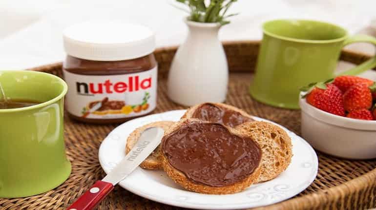 Video: Nutella 'riots' in France after supermarket offers heavy ...