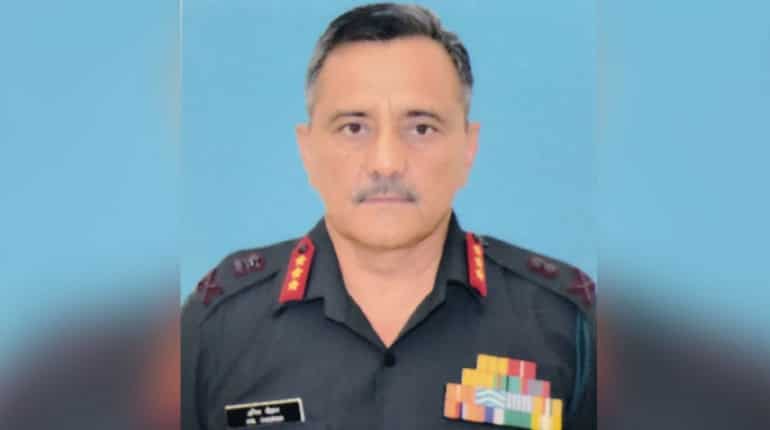 Stop supporting terror groups: Indian DGMO to Pakistan - India News News