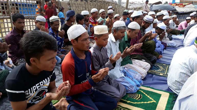 Rohingya refugees mark first Eid since Myanmar crackdown - South Asia News