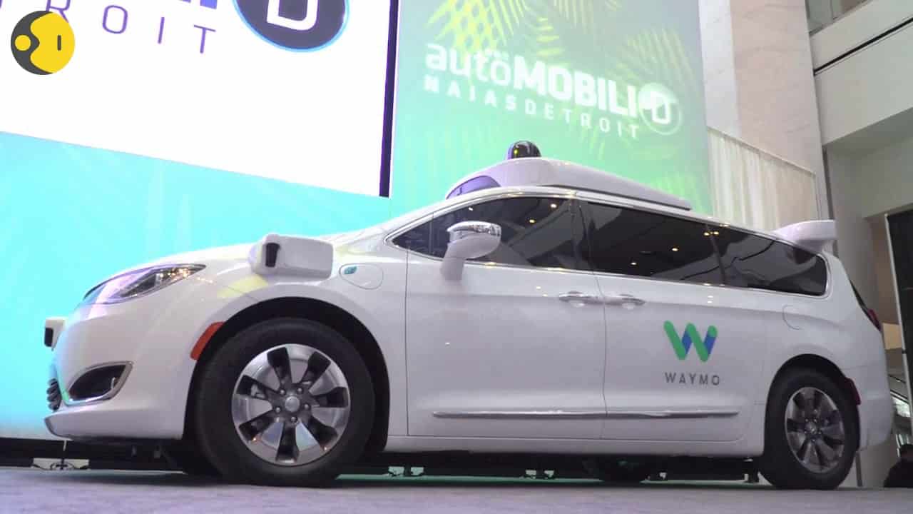 Google's self-driving minivan - Science & Technology News