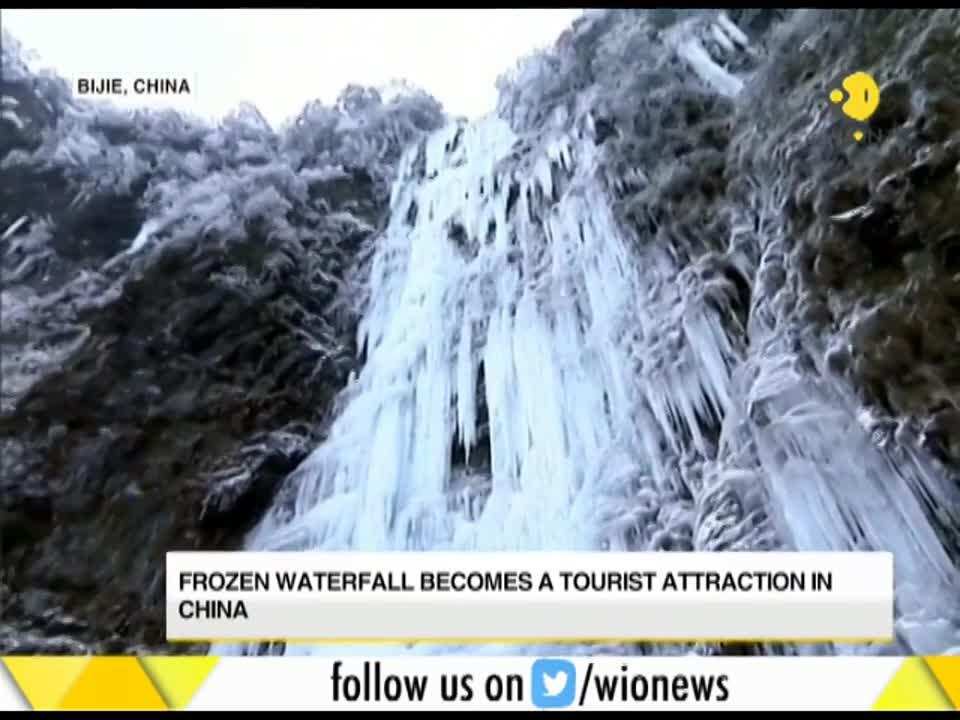 Frozen waterfall in China - World News