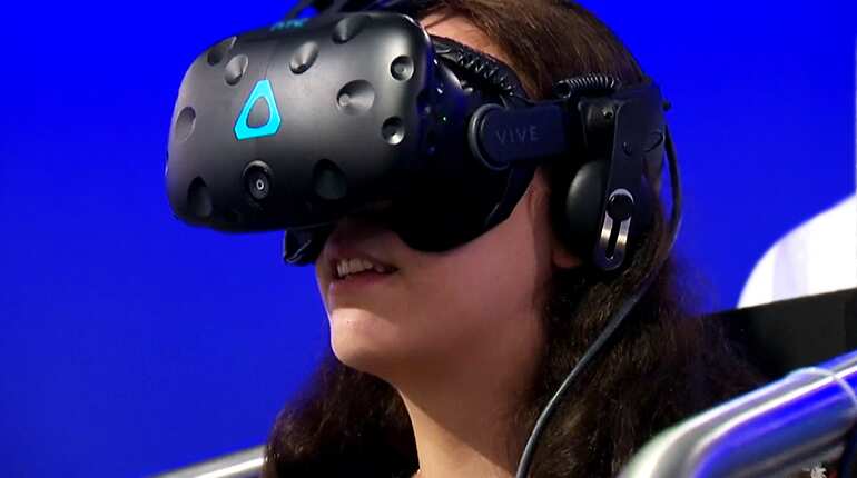 Tired of walking? Get an aerial tour of Paris in virtual reality - Edge ...