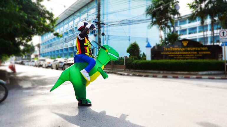 'Dino' traffic cop gives safety lessons, wins hearts - Edge News