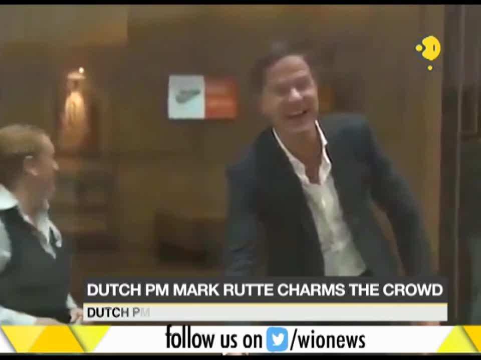 Viral Video: Dutch PM Mark Rutte spills coffee, mops the floor himself ...