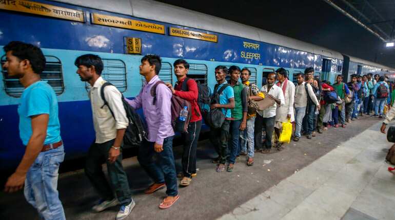 Violence against migrants: Gujarat State Human Rights Commission issues ...