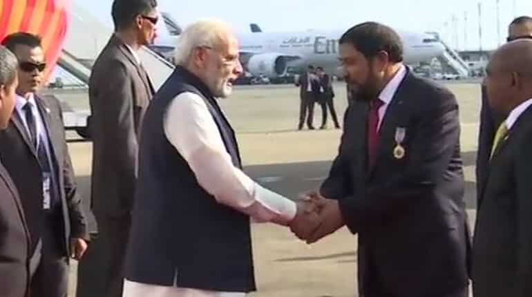 PM Modi arrives in Maldives to attend President-elect Solih's ...