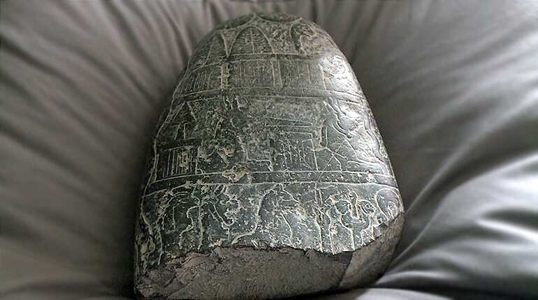 UK returns 3,000-year-old tablet looted during Iraq War - World News