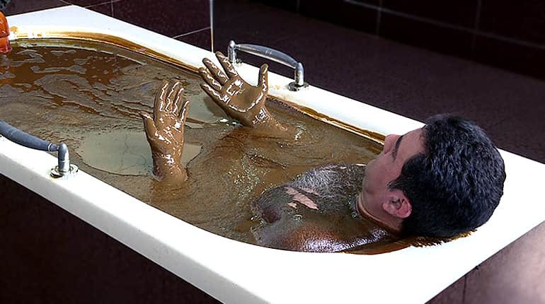 In Azerbaijan, health rhymes with crude oil baths - World News