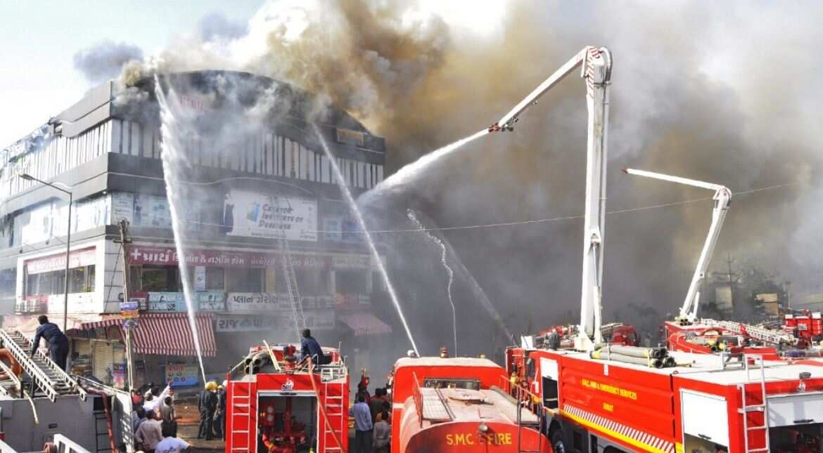 Surat fire: Municipal Corporation issues notices to over 3,000 ...