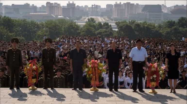 North Korea remembers Kim II-Sung on 25th death anniversary - World News