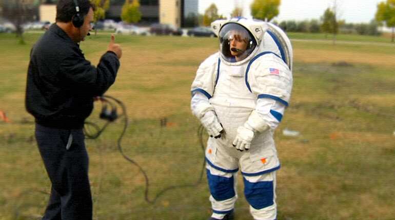 The engineer who creates NASA spacesuits of the future - World News