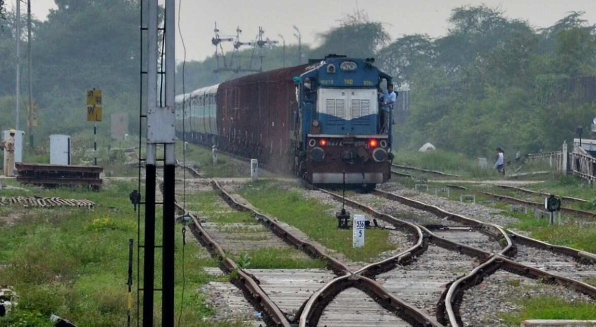 India announces cancellation of Samjhauta Express to Pakistan - India ...