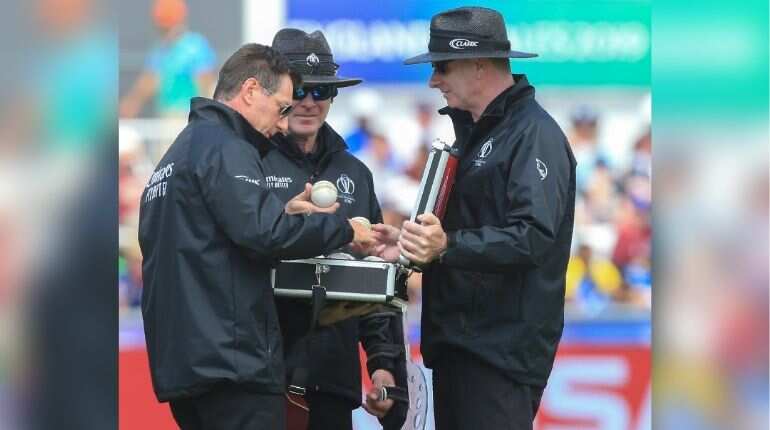 MCC committee insist 'neutral' umpires still best for Tests - Sports News