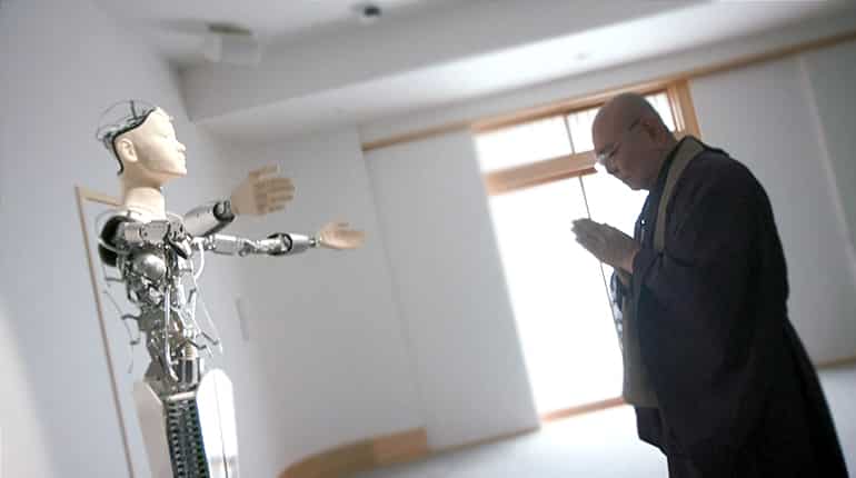 Playing god: Japan temple puts faith in robot priest - World News