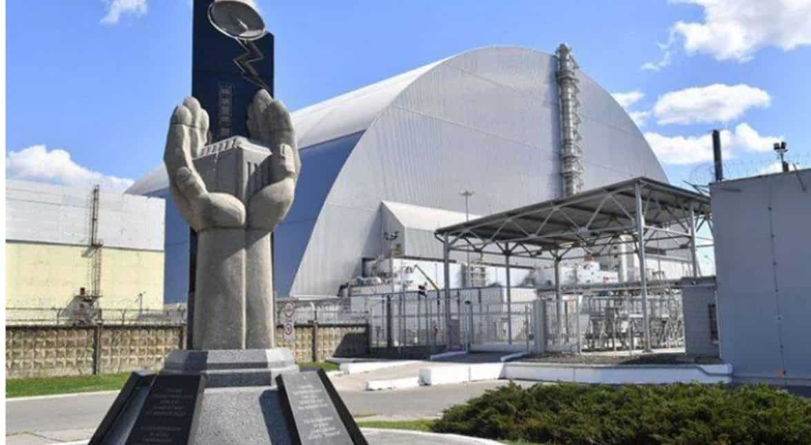 33 years later, Chernobyl pilot recalls his fear - World News