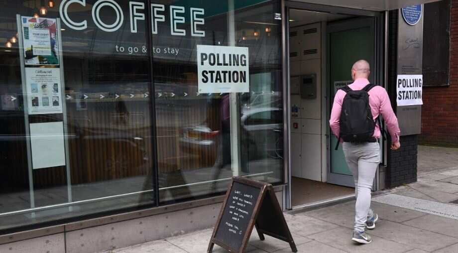 UK general election 2019: Young voters throng polling booths as Brexit ...