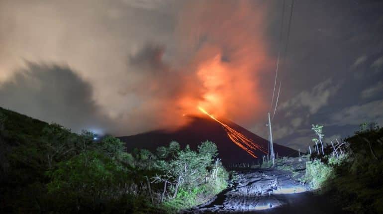 Pacaya volcano erupts in Central America; no damage reported - World News