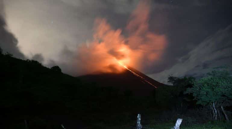 Pacaya volcano erupts in Central America; no damage reported - World News