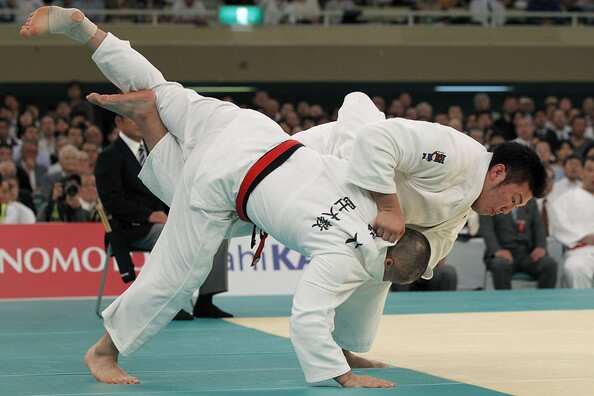 How are Judo uniforms made? Minimum effort for maximum efficiency - World News