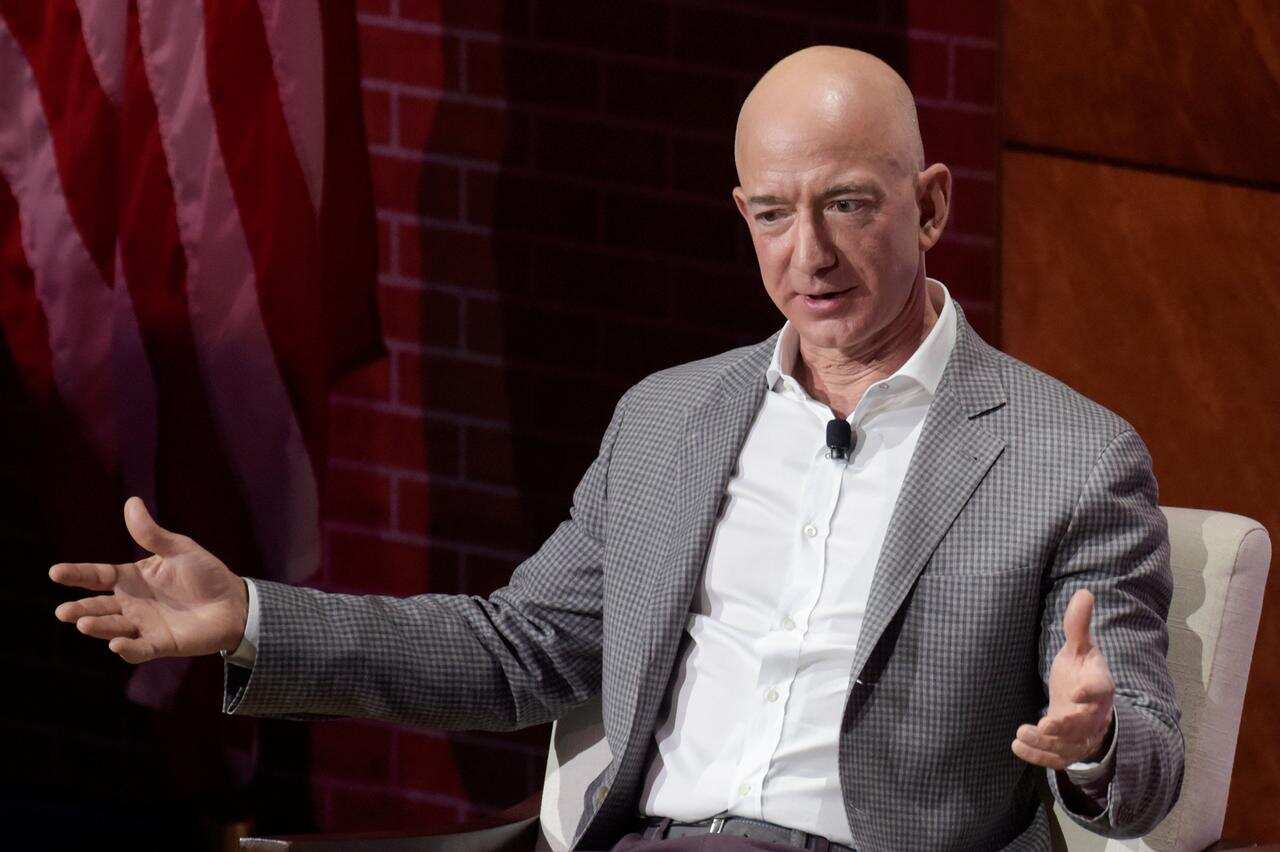 Jeff Bezos' shock exit cools Amazon results boost - World News