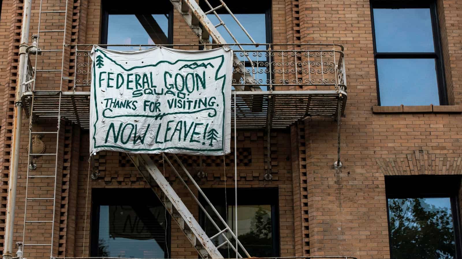 Federal buildings closed in Portland after car-bomb threat - World News