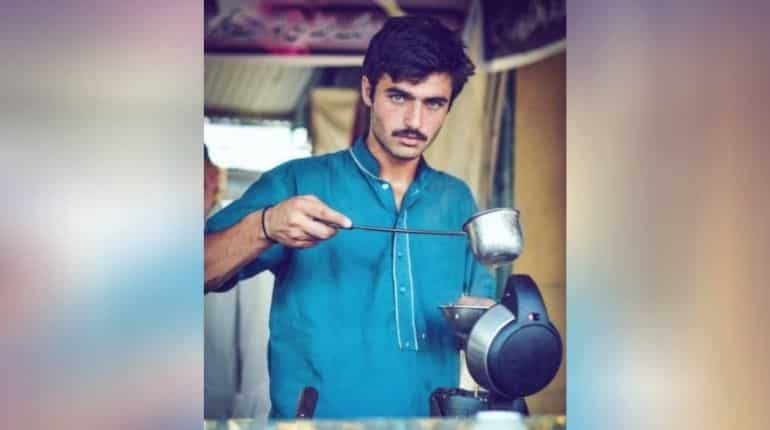 Remember Pakistan's viral chaiwala? Here's what he is doing now - South ...