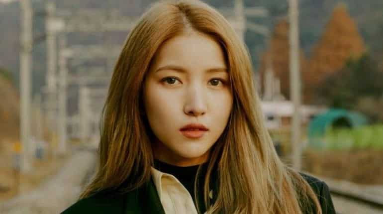 K-pop star Sowon sparks controversy for posing next to a Nazi mannequin ...