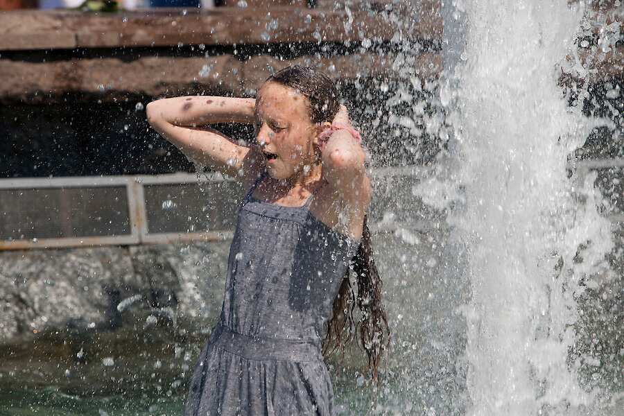 Moscow melts in historic June heat wave - World News