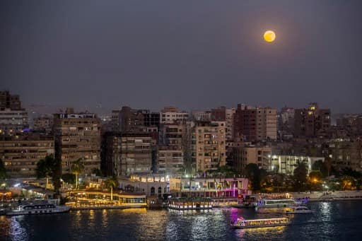 Luminous 'Strawberry Supermoon' shines bright all across the world, see ...