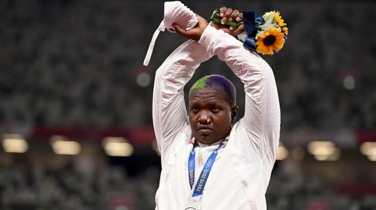 Tokyo Olympics: Raven Saunders explains what the Olympian's 'X protest ...