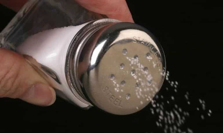 No more salt ! US health dept lower sodium goals in everyday American ...