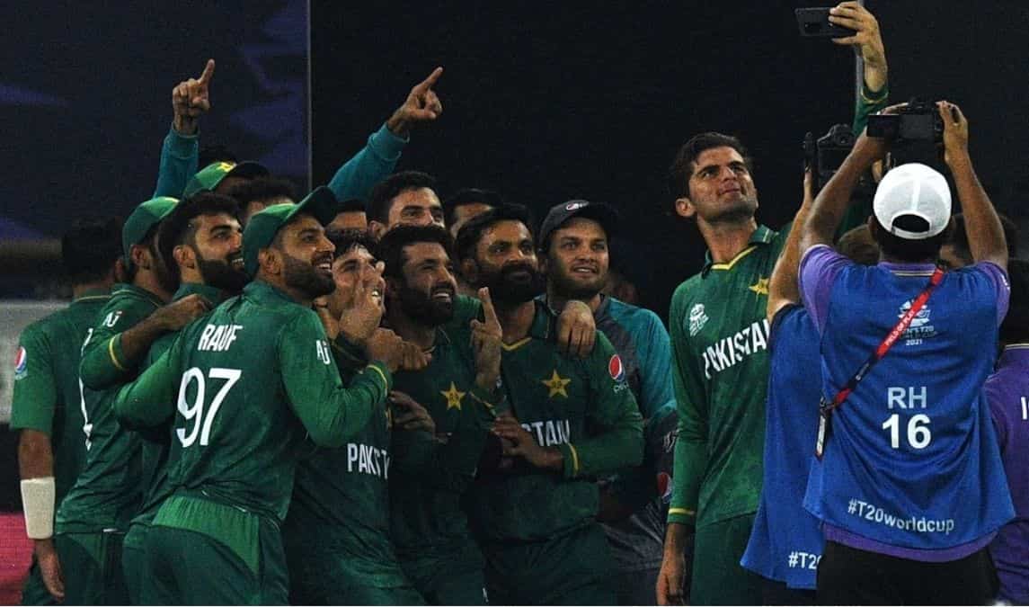 Pakistan's top performers from their historic win against India in T20 ...