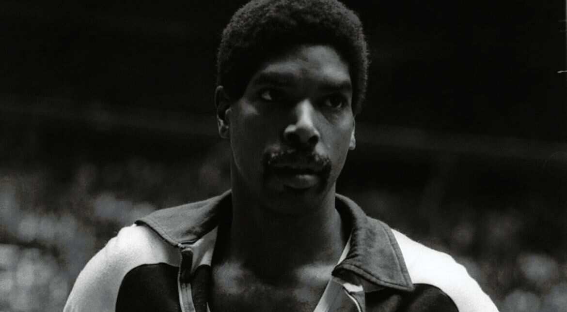 'Aulcie' review: Love and basketball, in Israel - Entertainment News