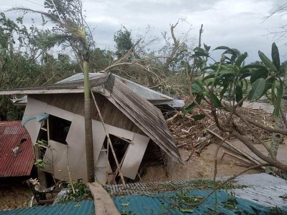 Death toll surges to 375 as typhoon Rai causes destruction in ...