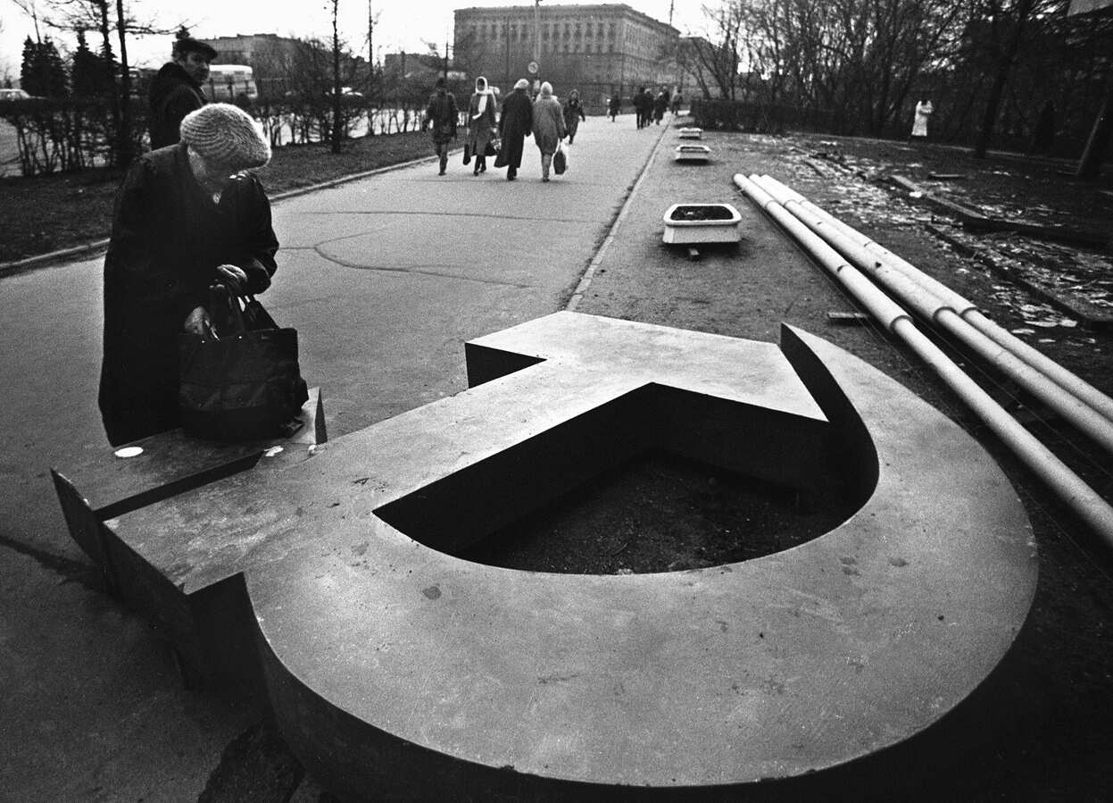 World marks 30th aniversary of soveit union's disintegration - World News