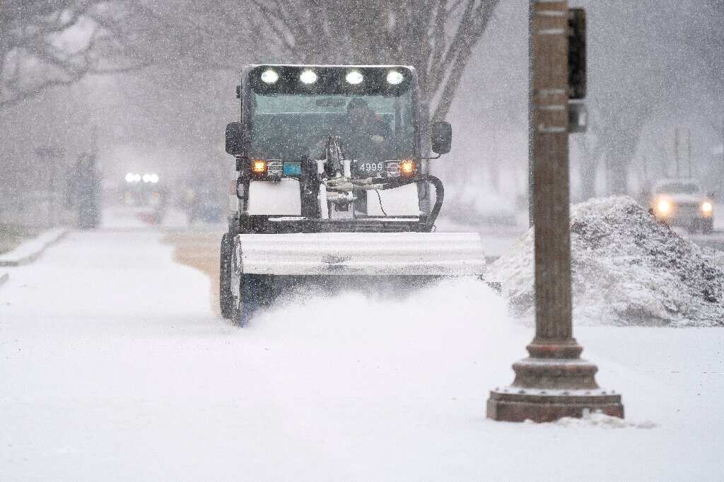 US, Canada hit by severe winter storm, over 4000 flights cancelled ...