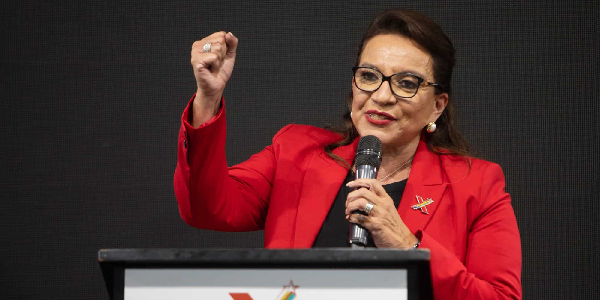 Honduras swears in Xiomara Castro as first female president - World News