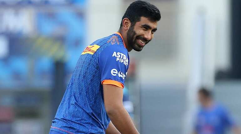 Jasprit Bumrah's cryptic tweet goes viral after fast bowlers earn big ...