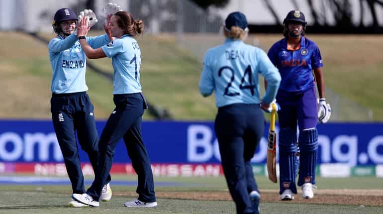 Women's WC: Charlotte Dean, Heather Knight shine as England beat India ...