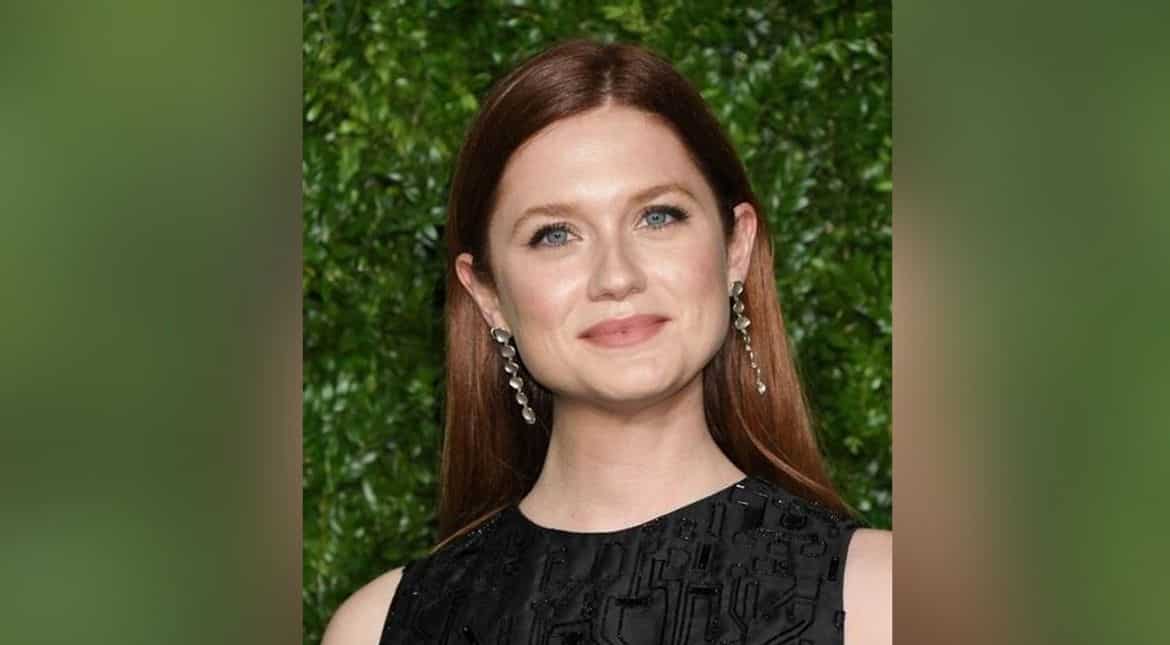 'Harry Potter' star Bonnie Wright gets married to Andrew Lococo ...