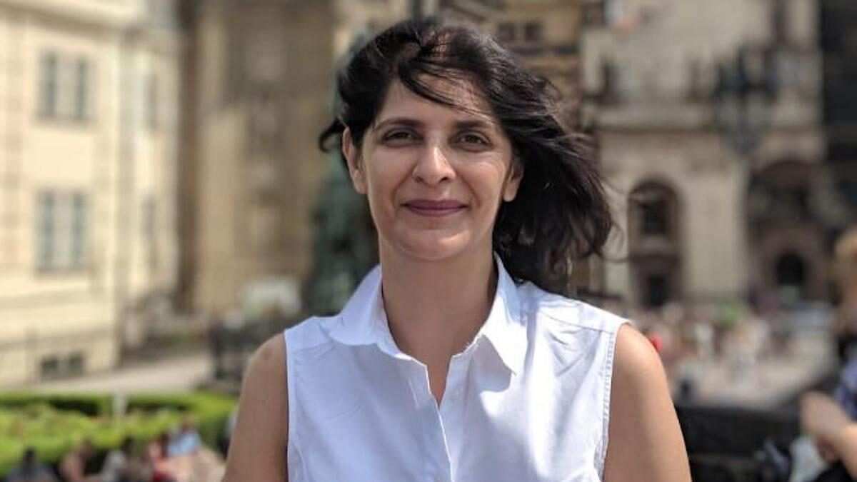 Pakistan political turmoil: In conversation with Columnist Gul Bukhari ...