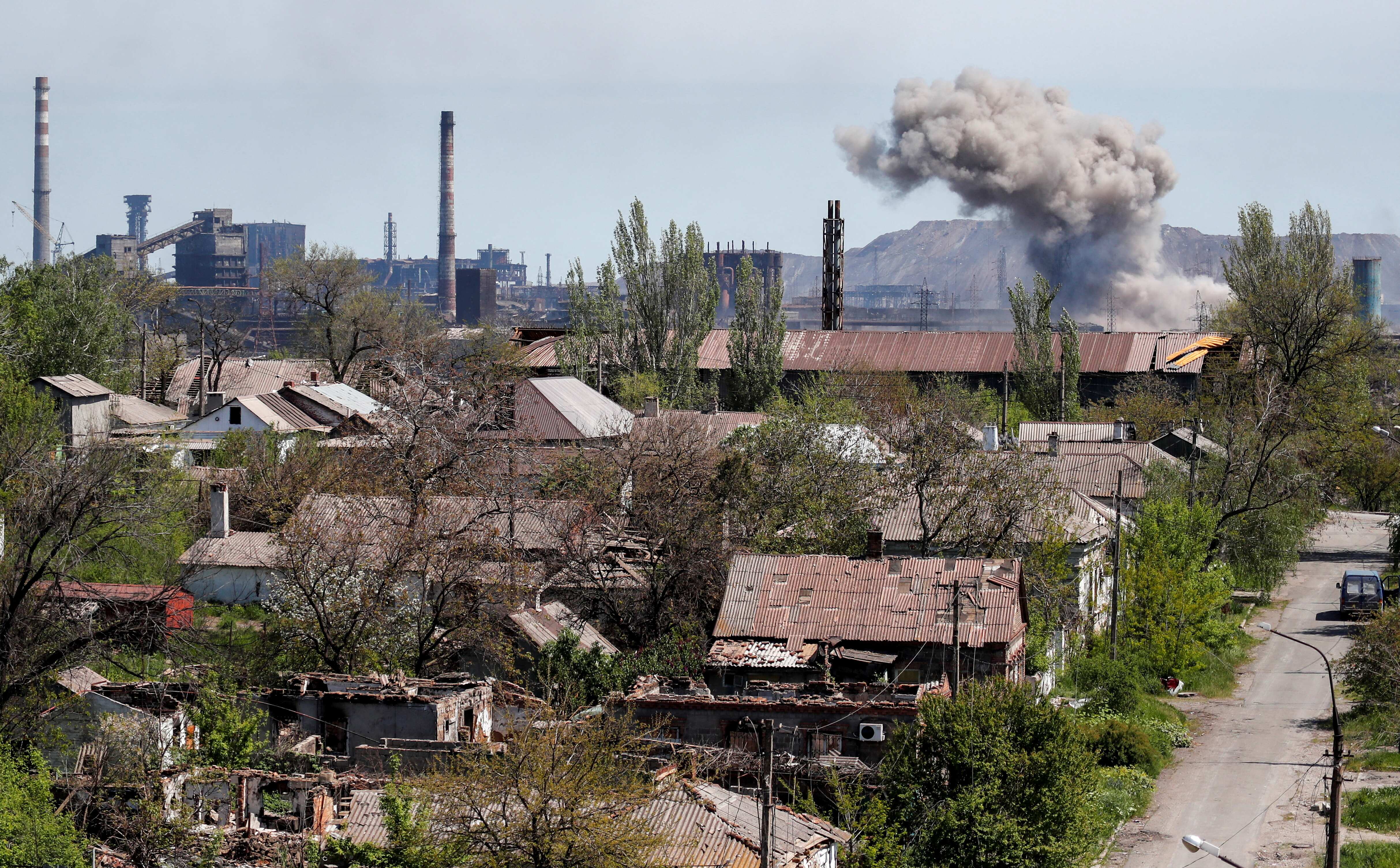 Russia is using tanks in storming operations at Azovstal steel plant ...