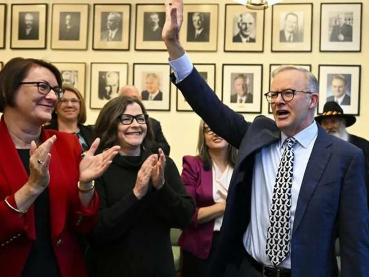 Australia's first ever cabinet with 10 women and Muslim federal ...