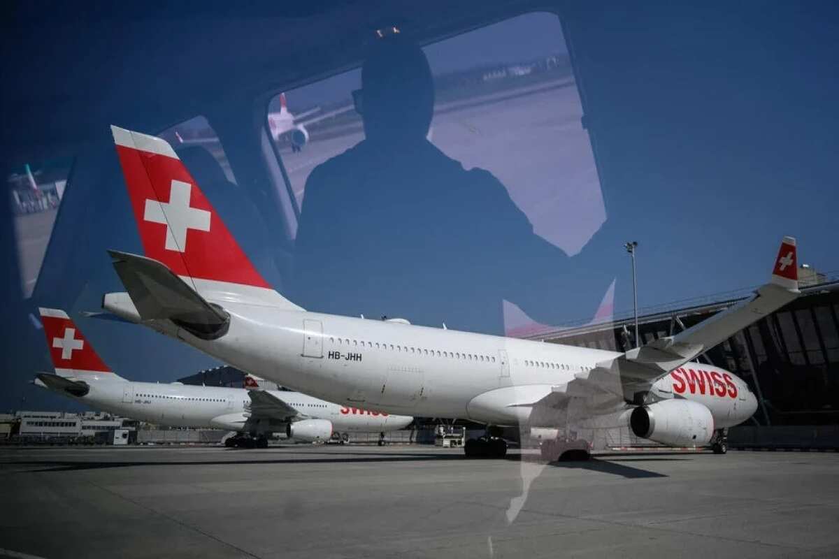 Swiss Airspace re-opens: Flights resume after hours of suspension ...