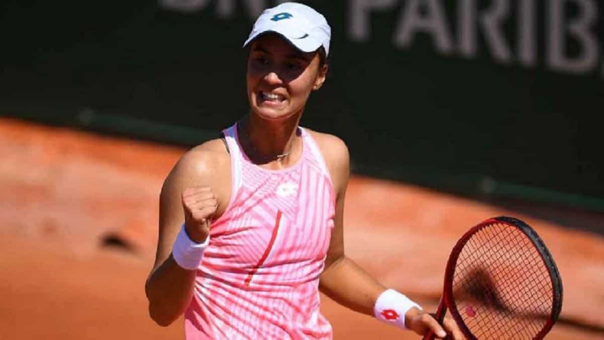 Ukraine's Anhelina Kalinina will use Wimbledon prize money to rebuild ...
